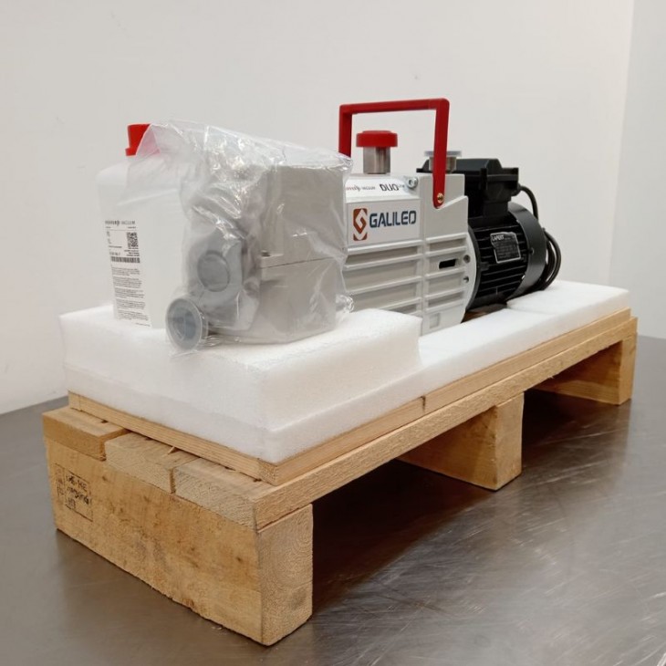 Buy Pfeiffer Duo 5M vacuum pump at the best price ǀ Galileo Equipment
