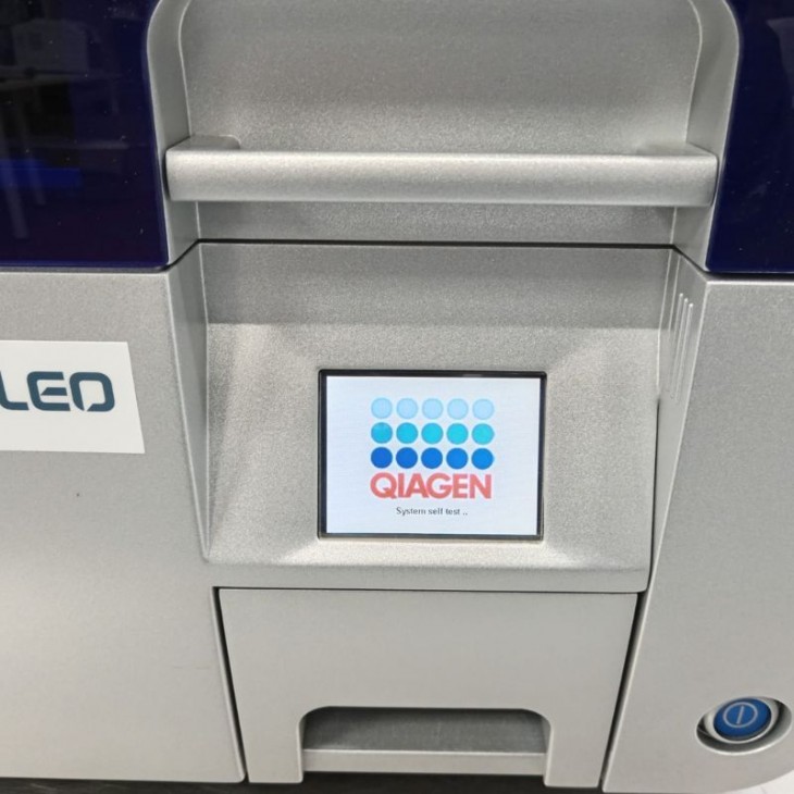 Compra QIAGEN QIAcube al mejor precio | Galileo Scientific